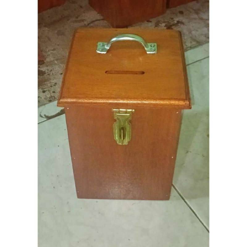 Jual celengan/kotak infaq/kotak amal model berdiri kayu mahoni ...
