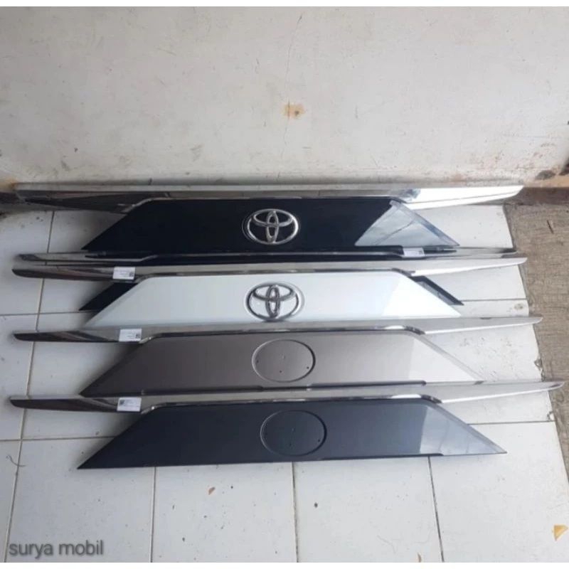 Jual Trunklid belakang list chrome innova Zenix 2023 Original | Shopee ...