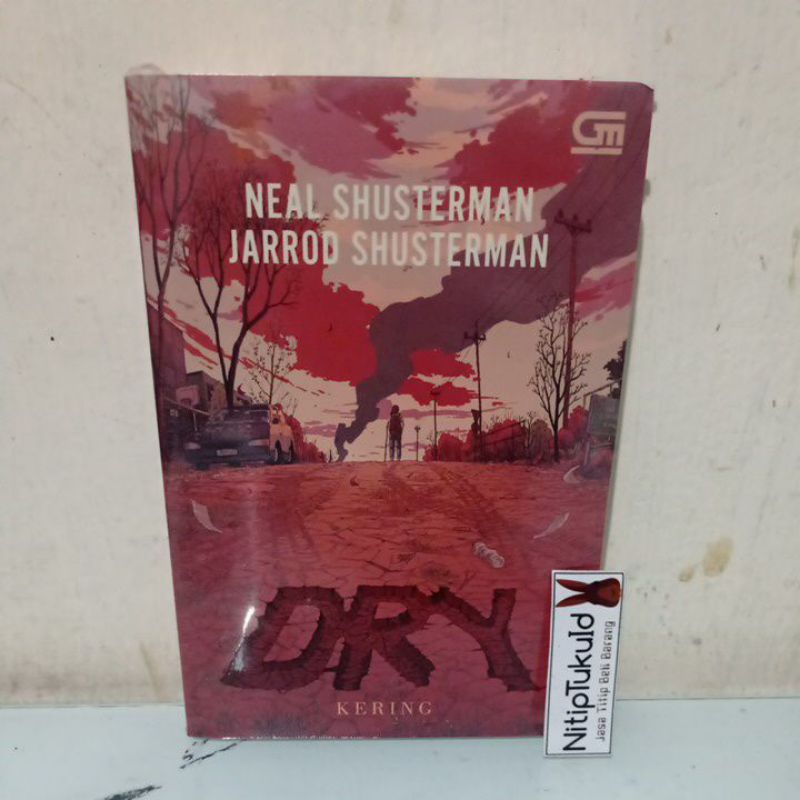 Jual Dry (Kering) - Neal Shusterman, Jarrod Shusterman | Shopee Indonesia