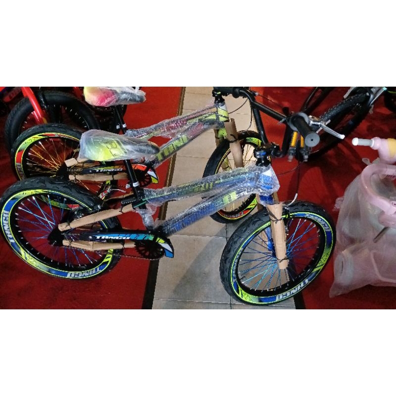 Jual bmx 20 tangan ban lebar 3.0, ban warna , lidi besar, rangka besar ...