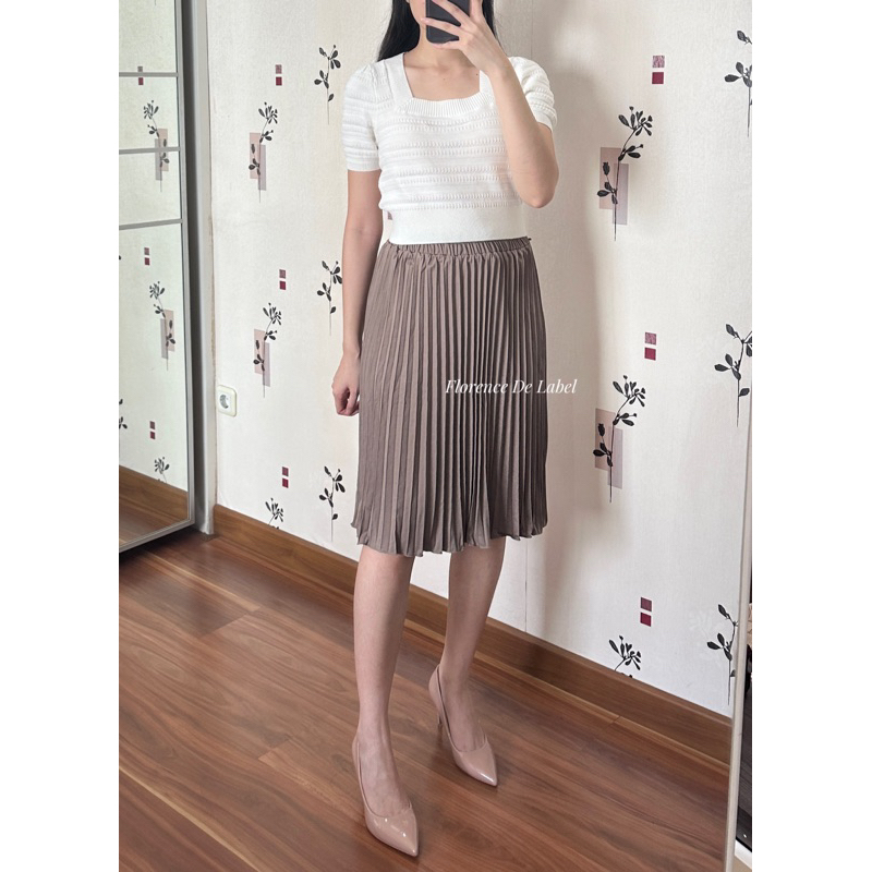 Jual FINN MINI SKIRT / Rok Pleats MINI Selutut Rok Plisket Pleated ...
