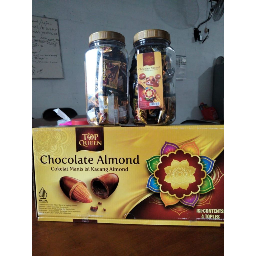 Jual Coklat Almond Chocolate Almond Coklat Manis isi Kacang Almond Top ...