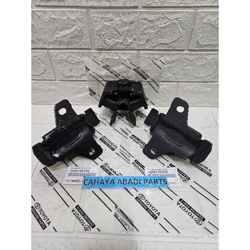 Jual Engine mounting innova diesel hilux diesel set dudukan mesin set ...