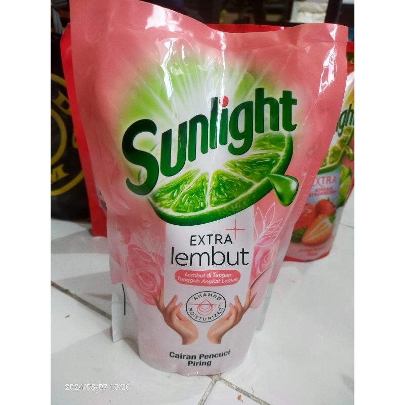 Jual SUNLIGHT EXTRA LEMBUT 600 ml | Shopee Indonesia