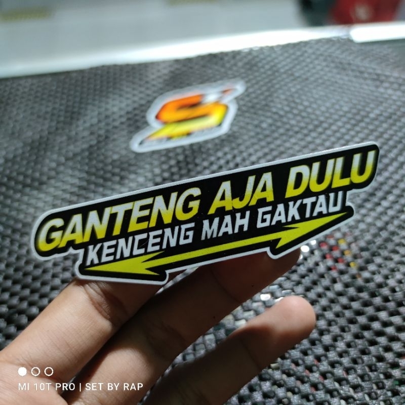 Jual stiker ganteng aja dulu | Shopee Indonesia