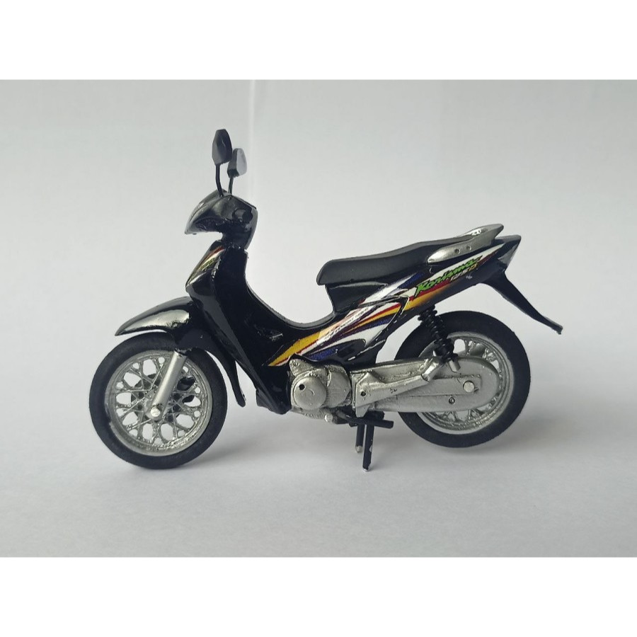 Jual Miniatur Motor Honda Karisma 125 mainan koleksi miniMO skala 1:18 ...