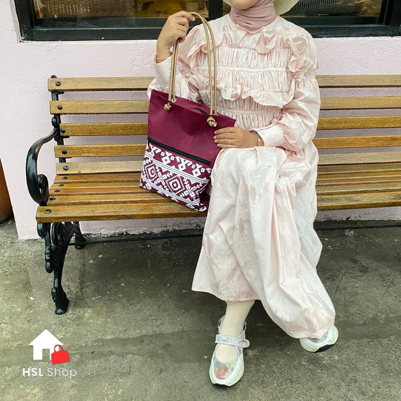 Jual Tote Bag wanita Resleting Aestetik Untuk Kuliah KMB2 HSL | Shopee ...