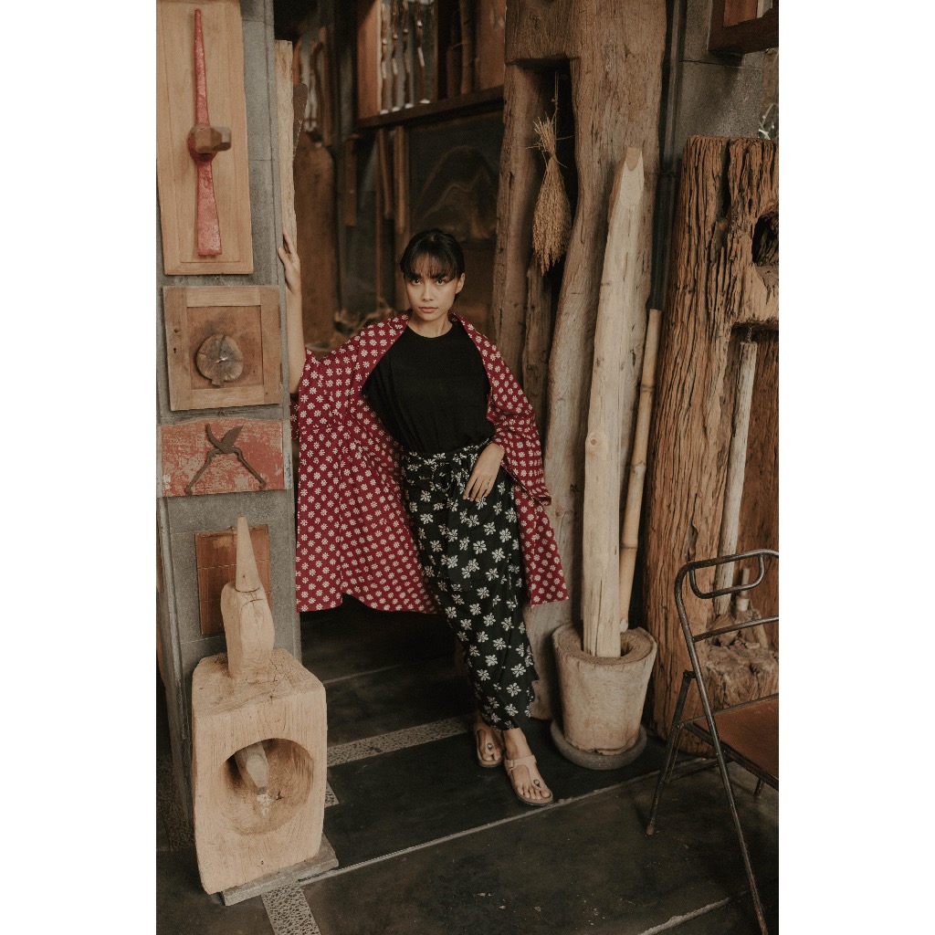 Jual Ragam Bentala - Amerta Outer Batik - Kembang Marun | Shopee Indonesia