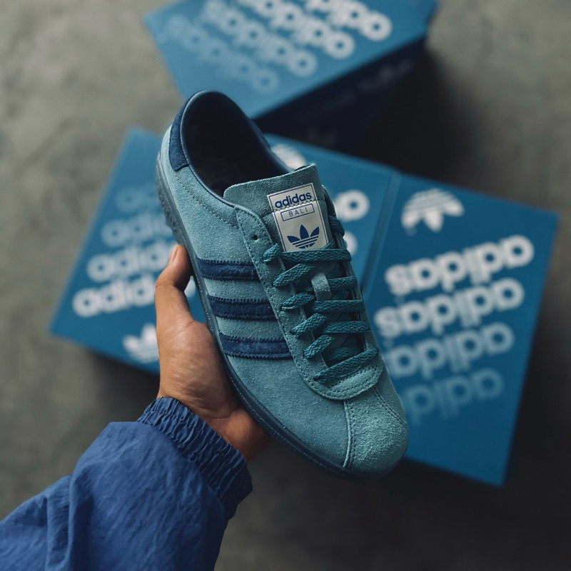Jual ADIDAS BALI 'ISLAND OF THE GODS' ORIGINAL | Shopee Indonesia