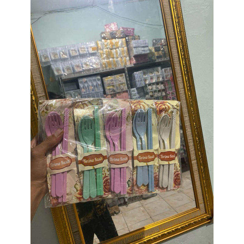 Jual sendok gogren sendok garfu simpit warna kemasan alas 50 pcs ...