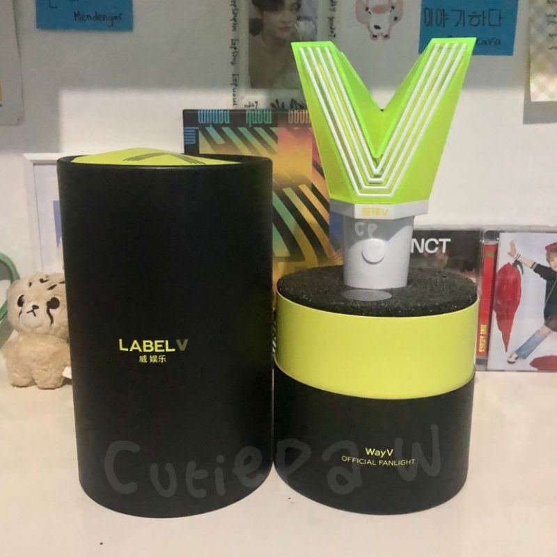 Jual [ use jnt ] wts lightstick wayv leekbong · konser fanlight fancon ...