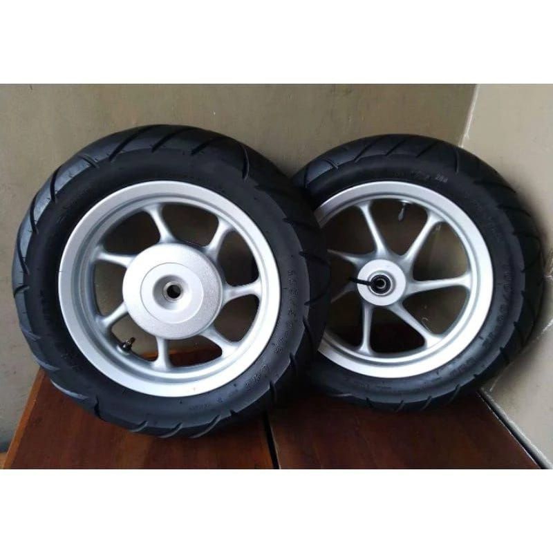 Jual Velg Pelek Depan Belakang Scoopy Ring 12 Donat Plus Ban (Original ...