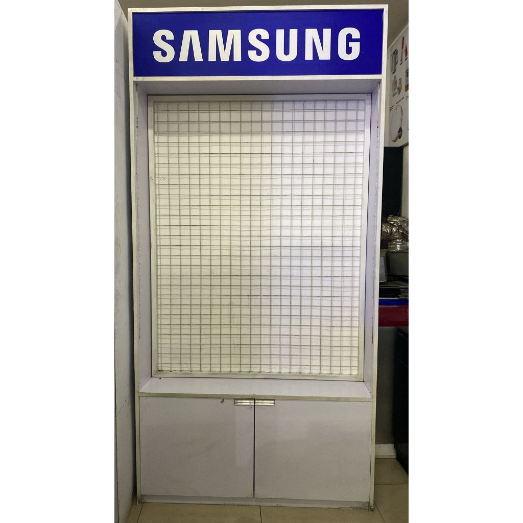 Jual LEMARI DISPLAY AKSESORIS DAN HANDPHONE BAHAN KAYU SECOND SEKEN ...