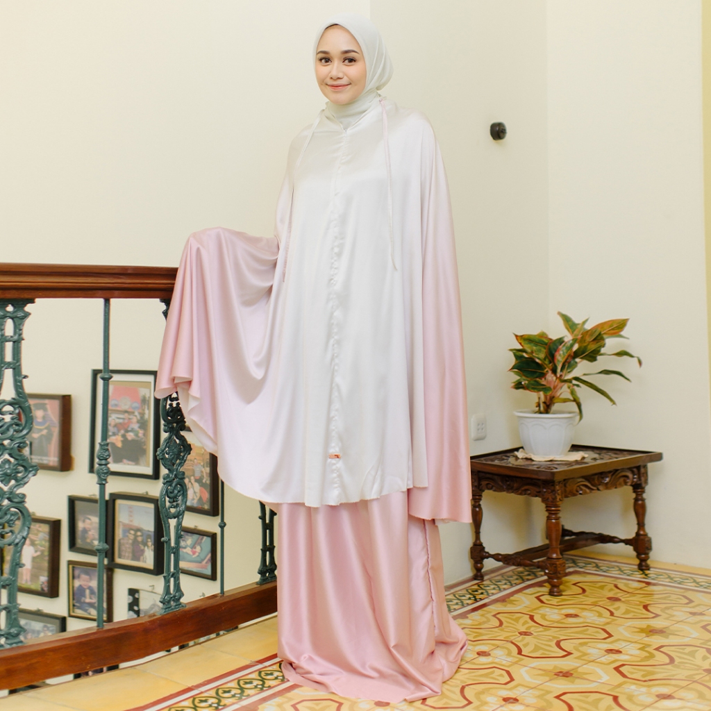 Jual Lozy Hijab - Shanum Prayer Set (Mukena Silk Lasercut Gradasi Warna ...