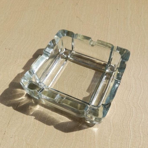 Jual ASBAK KOTAK/ asbak rokok kaca kotak tebal | Shopee Indonesia