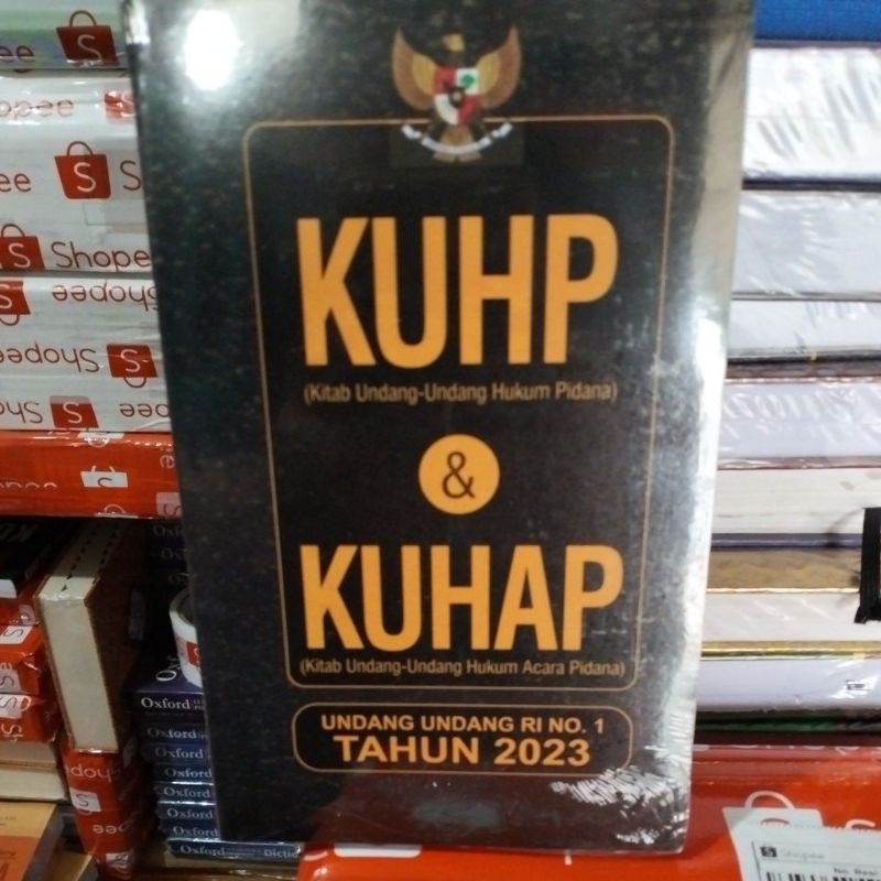 Jual KUHP dan KUHAP undang-undang RI nomor 1 tahun 2023 | Shopee Indonesia