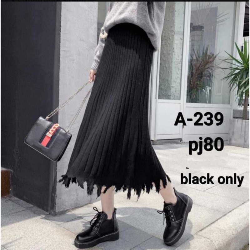 Jual Rok Knit Skirt Rajut Import, Rok Rajut Premium Korean Style ...