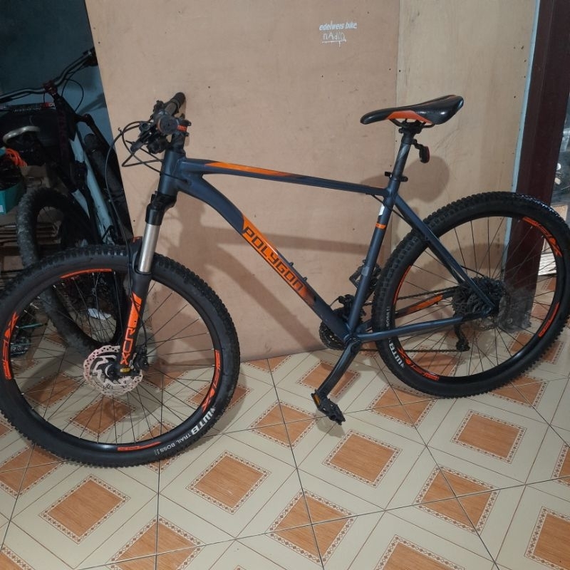 Jual sepeda gunung mtb polygon xtrada 6 2020 size L 27,5 deore limited edition | Shopee Indonesia