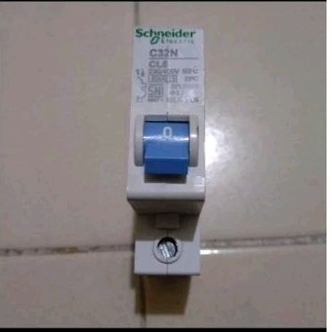 Jual mcb pln schneider original | Shopee Indonesia