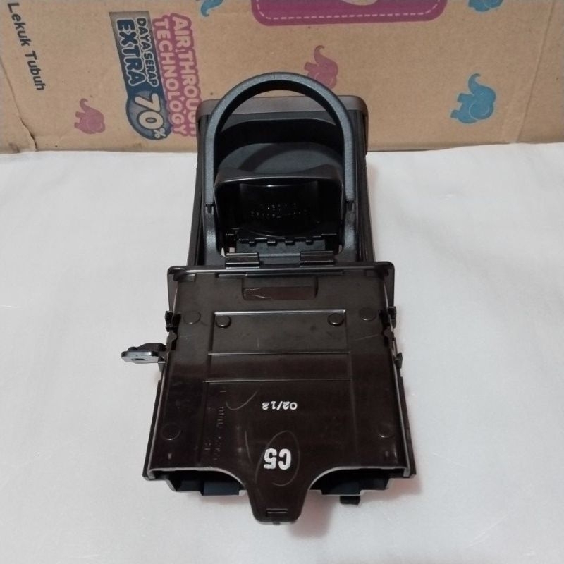 Jual cup holder organizer toyota innova zenix 55627-VT010 original ...