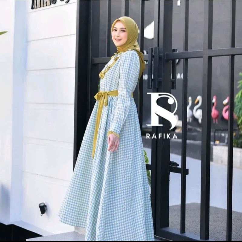 Jual Belvania midi dress by Rafika | Shopee Indonesia