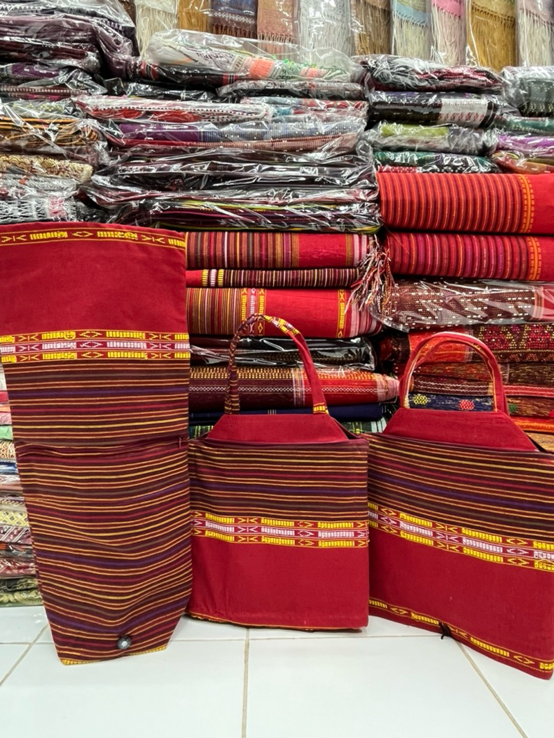 Jual Tandok Sekaligus Tas Dari Ulos Mangiring ~ Etnik Batak ~ Ukuran 5 ...