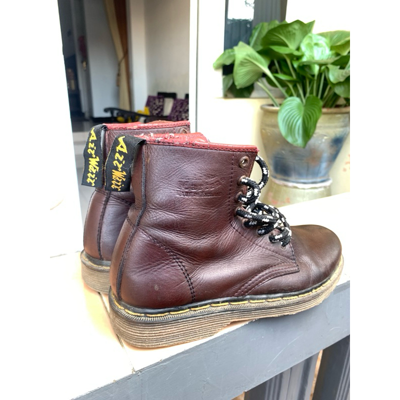 Jual docmart | Shopee Indonesia