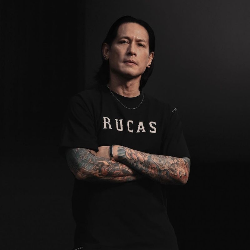 Jual Kaos RUCAS The Initial Hand Stitch Black Tee ~FREE STICKER ...