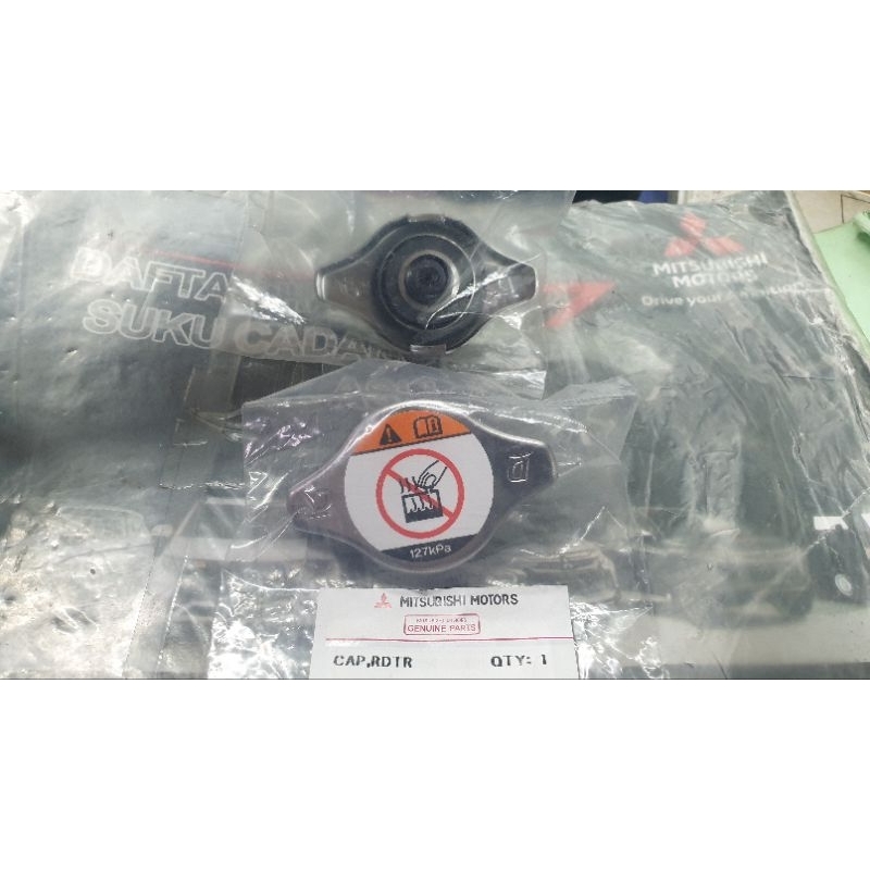 Jual Tutup Radiator 127kpa Asli Mitsubishi Pajero Sport Triton Grandis ...