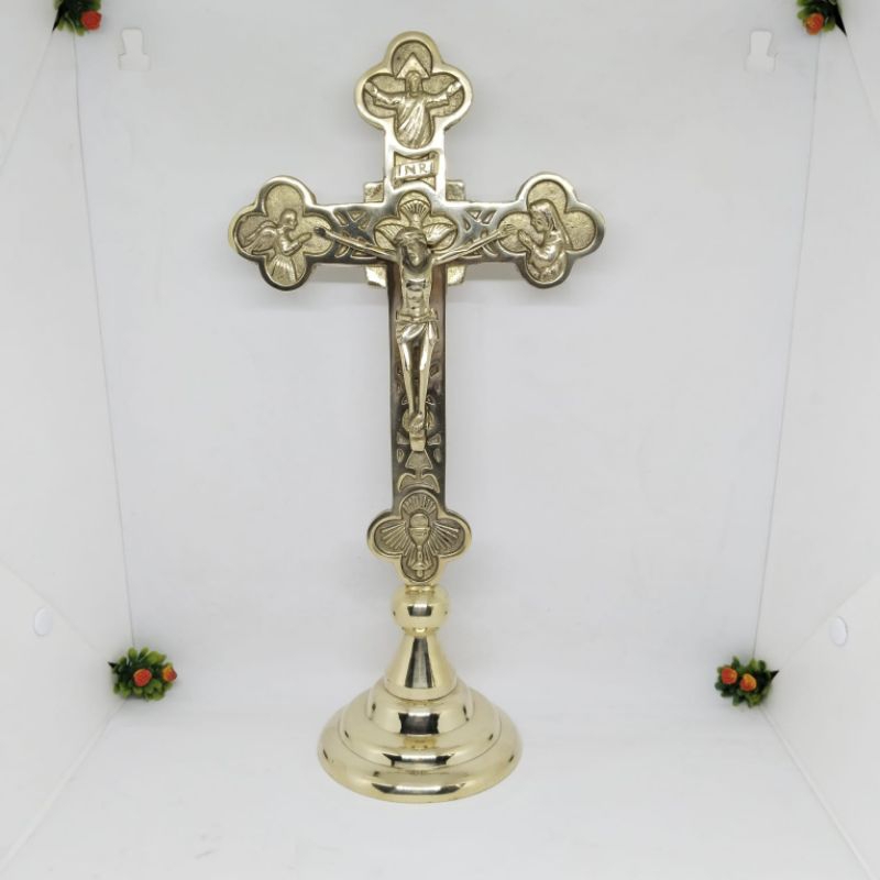Jual Salib Dengan Patung Yesus INRI Salip Duduk Full Kuningan Gold L ...