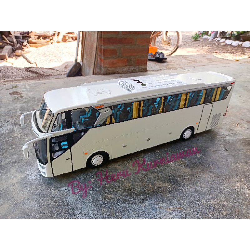 Jual MINIATUR BUS Jetbus 3 SKALA 1:20 Polosan | Shopee Indonesia
