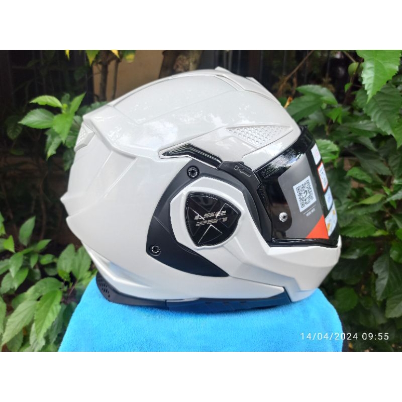 Jual Helm Full / Halfface Modular Flip Up LS2 FF901 Advant X Solid ...