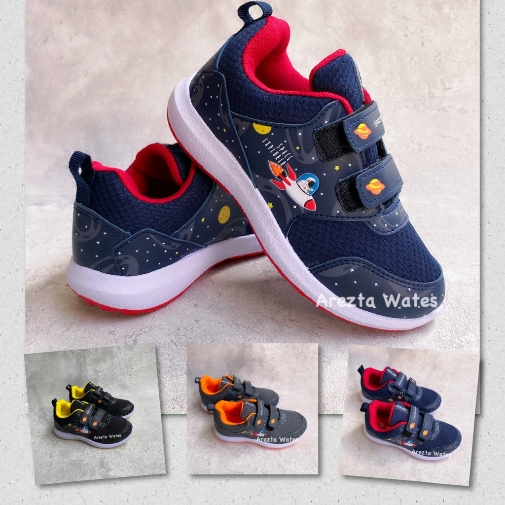 Jual Sepatu sekolah anak ando de Rocket V perekat | Shopee Indonesia