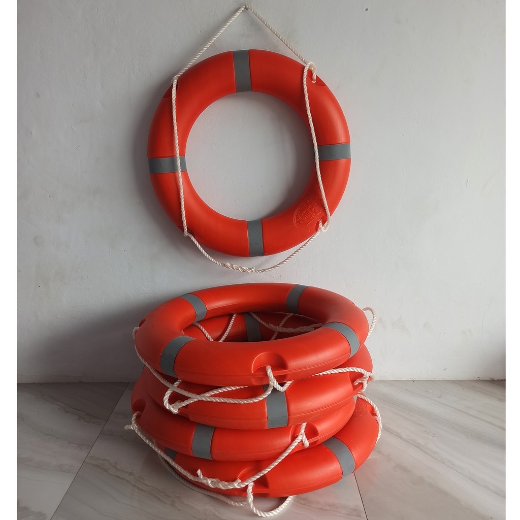Jual Ring Buoy Fiber - LIFE BUOY SOLAS 2,5 kg | Shopee Indonesia