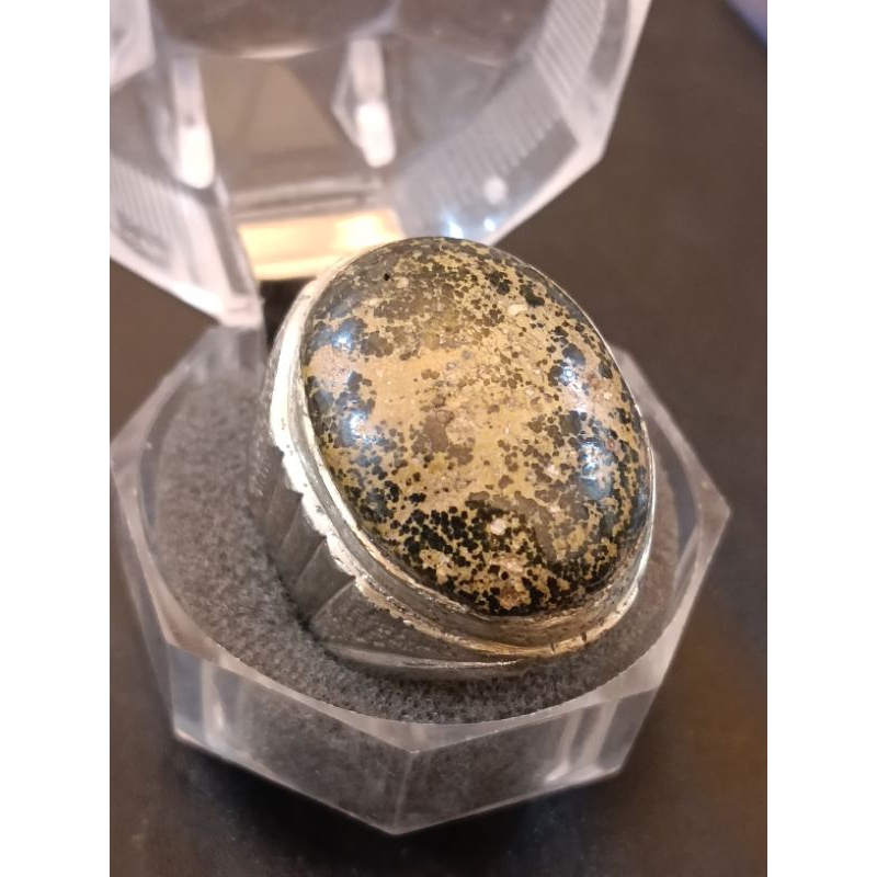 Jual Batu Pirus Hitam Full Urat Emas Montok Natural | Shopee Indonesia