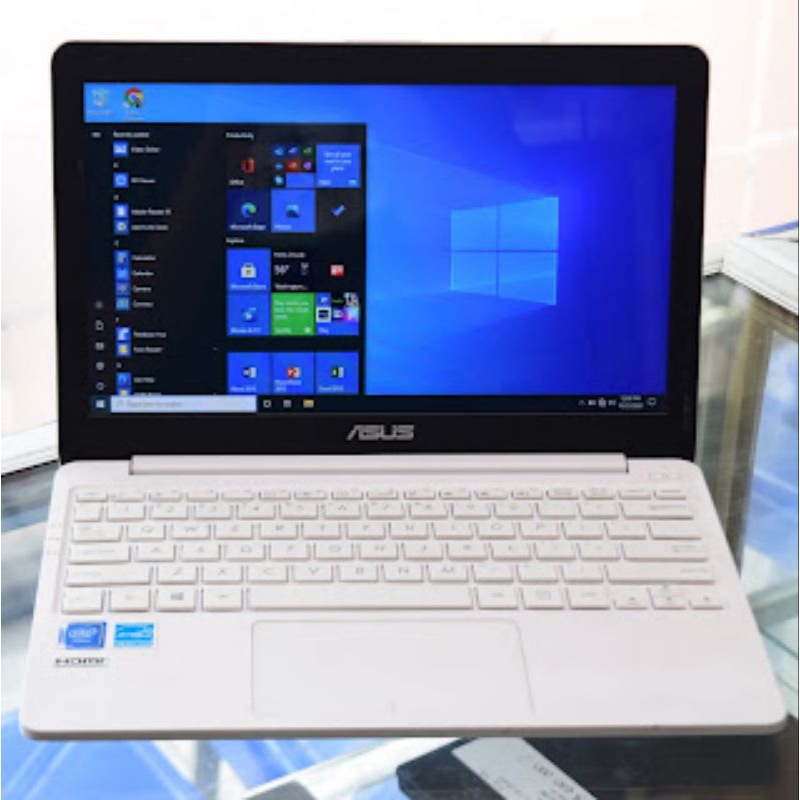 Jual Notebook cantik Asus intel celeron Ram 2Gb Hdd 500Gb normal siap ...