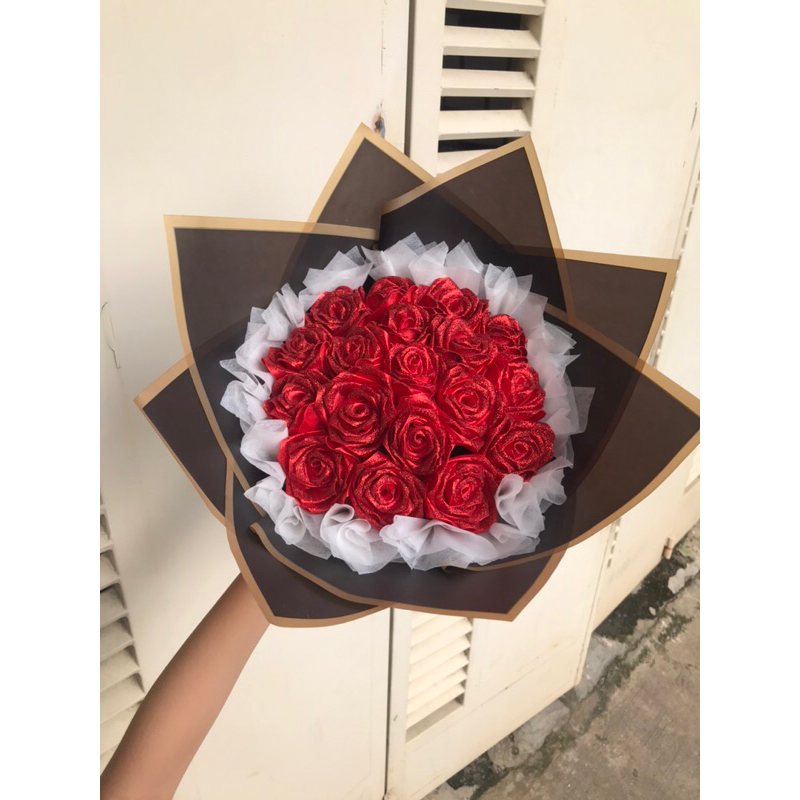 Jual GLITTER ROSE BOUQUET | BUKET BUNGA MAWAR GLITTER 18 TANGKAI (medium) | Shopee Indonesia