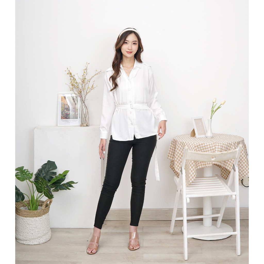 Jual KEMEJA LENGAN PANJANG / LONG SLEEVE / KEMEJA WANITA / KEMEJA KOREA ALL SIZE | Shopee Indonesia