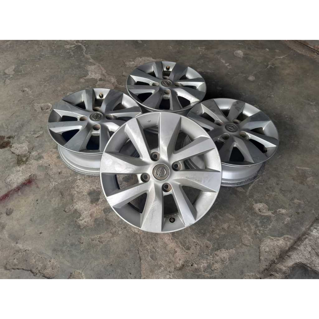 Jual Velg pelek oem bekas copotan livina ring 15 bisa kijang avanza carry | Shopee Indonesia