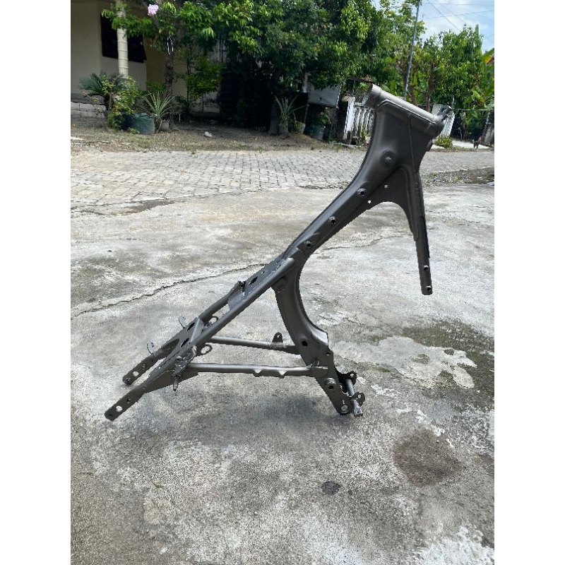 Jual Bodi Set GL 100 / Rangka GL 100 Tinggal Pakai Bisa Request Sasis Rangka GL100 | Shopee ...