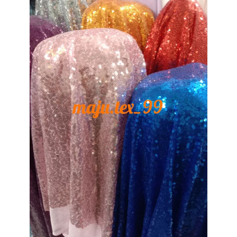 Jual Kain Sequin / Kain Sequin Seribu Payet / Kain Backdrop Background ...