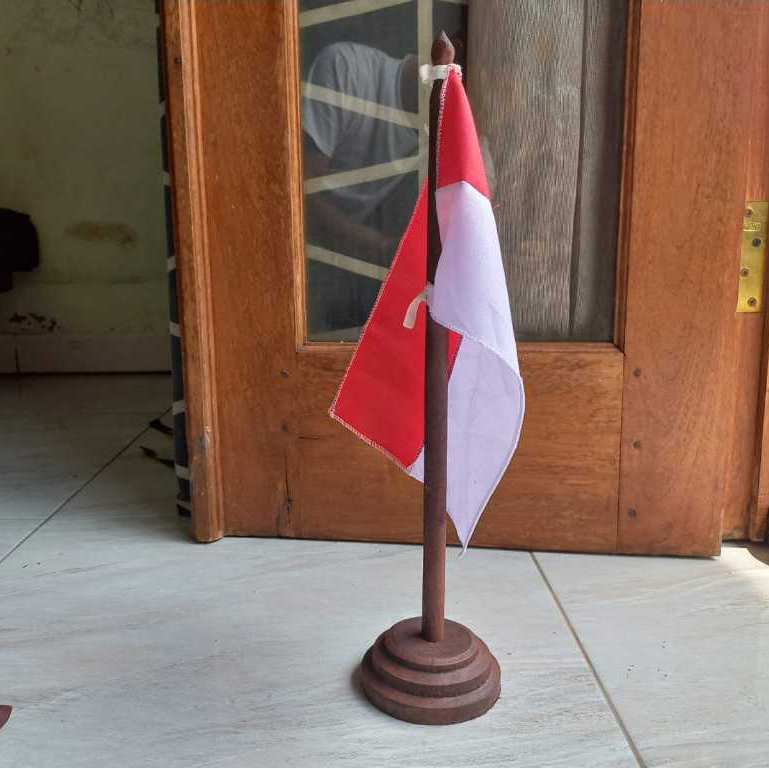 Jual Bendera Meja Bendera Meja Merah Putih + Tiang | Shopee Indonesia