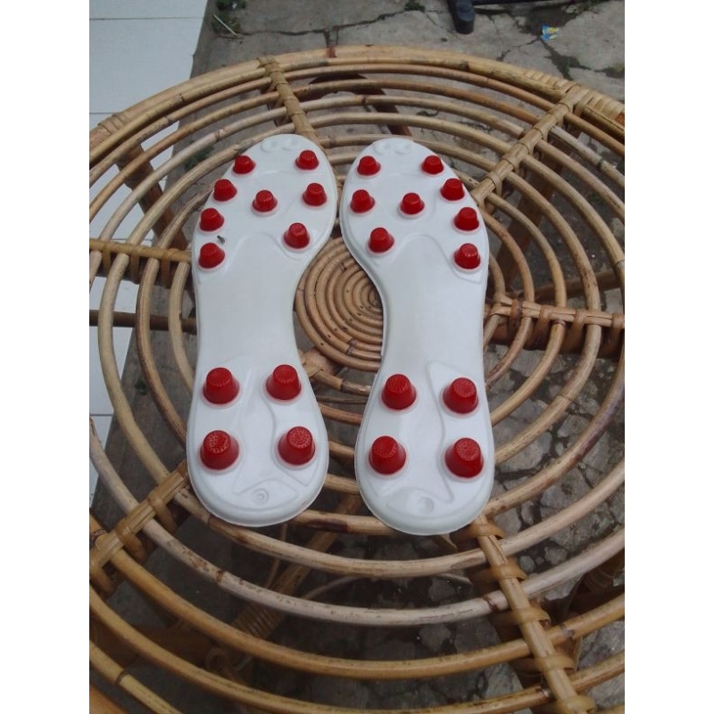 Jual Outsole sepatu bola Copa mundial//Tapak sepatu bola universial ...