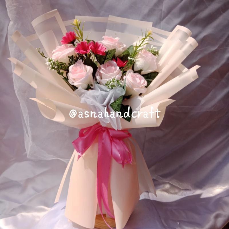 Jual Part 2 Uk. medium 45*30cm Buket bunga valentine//Bouquet bunga ...