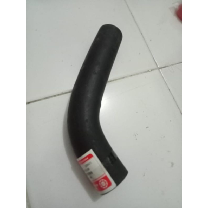 Jual Selang Radiator Bawah Colt Diesel FE 79 ( Diameter Lubang 4.4 cm ...