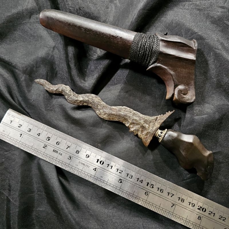 Jual Keris Jimatan Nogo Siluman Luk 7 lawasan | Shopee Indonesia