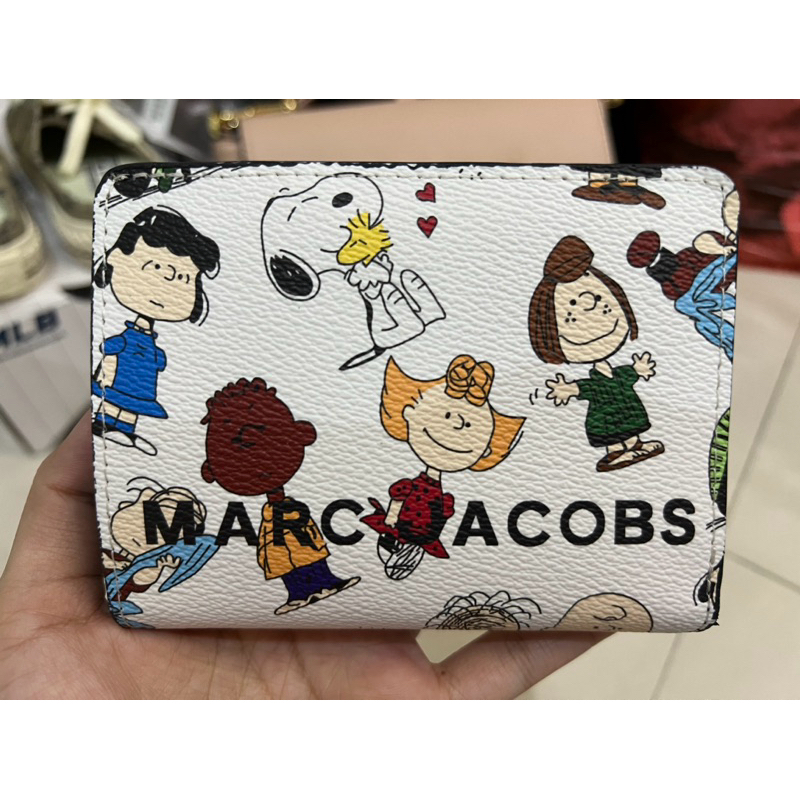 Jual (NEW) RARE ITEM! MJ DOMPET SNOOPY MIRROR (full kulit asli ...