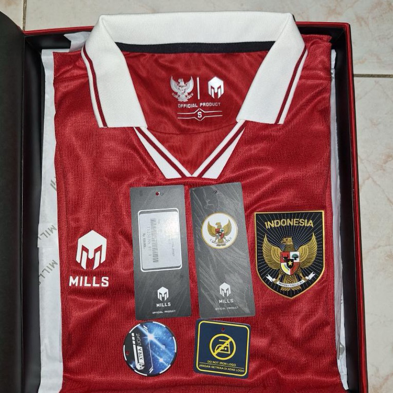 Jual JERSEY MILLS TIMNAS PLAYER ISSUE 2022 | Shopee Indonesia