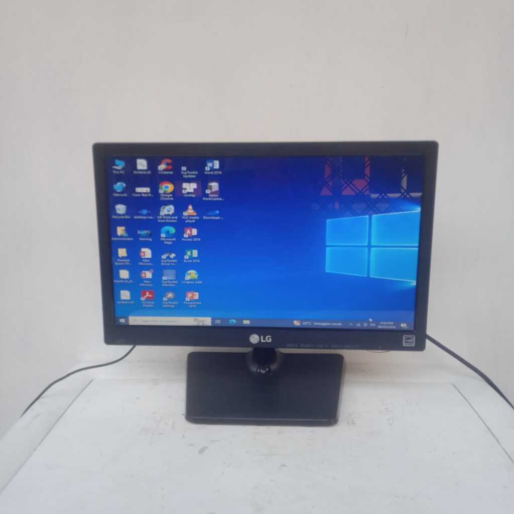 Jual monitor led LG flatron E16EEN 33S 16inci layar ada white spot ...