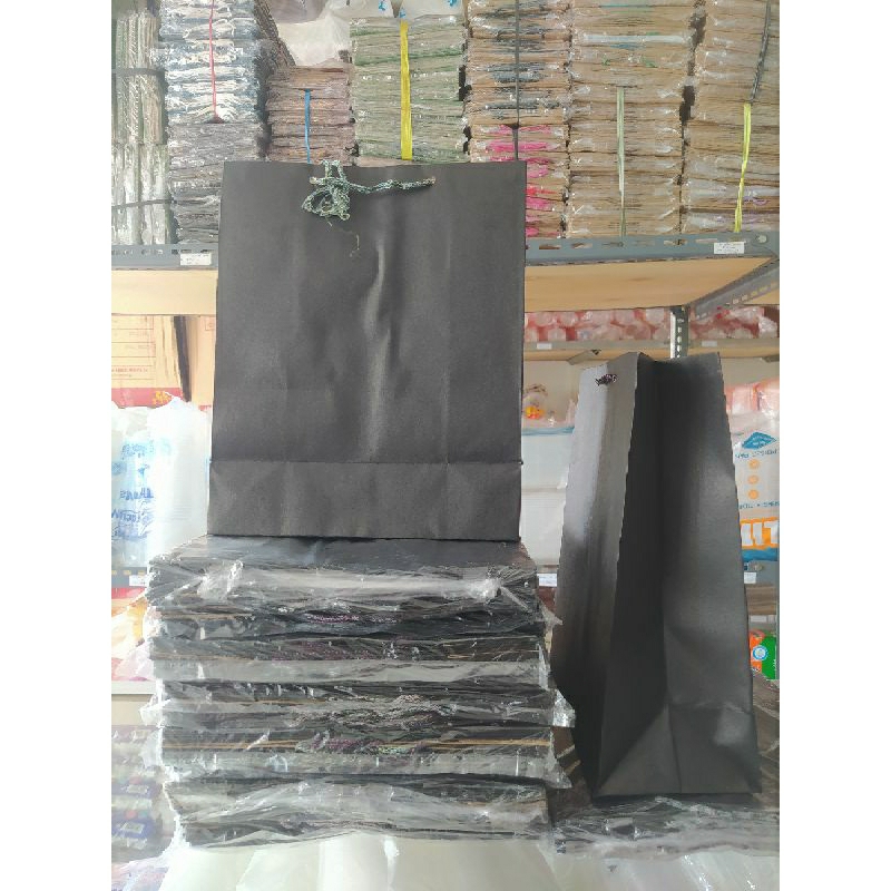 Jual PAPER BAG UKURAN (R6) 20 X 25X11 HITAM (TAS KERTAS / TAS HAJATAN ...